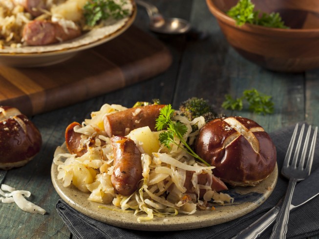 Slow Cooker Knockwurst in Beer